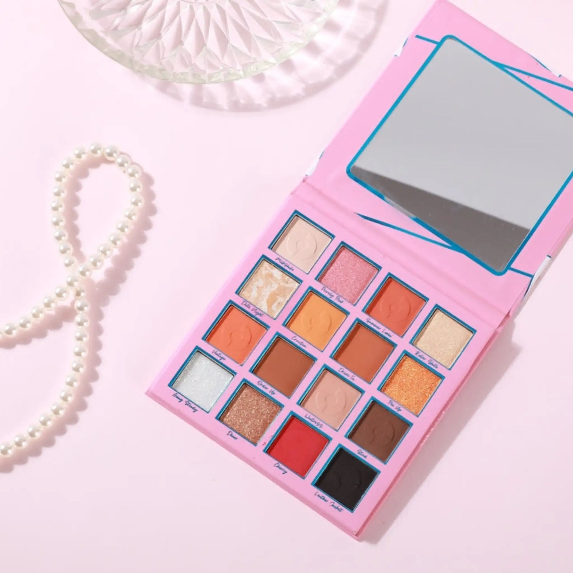 PROLUX - Fabulous 50’s Eyeshadow Palette – Wanderlust Beauty